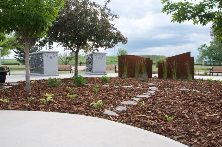 Cremation Garden Design 10 - LEES+Associates
